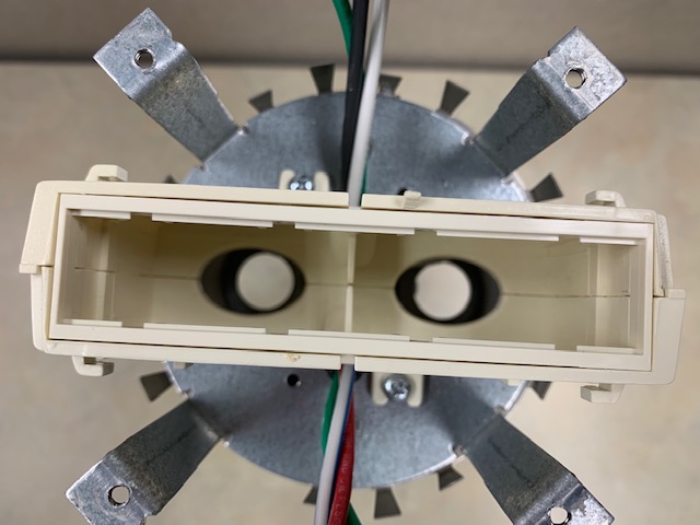 Poke-Thru Devices - How do I install jacks in the RC4 poke thru?